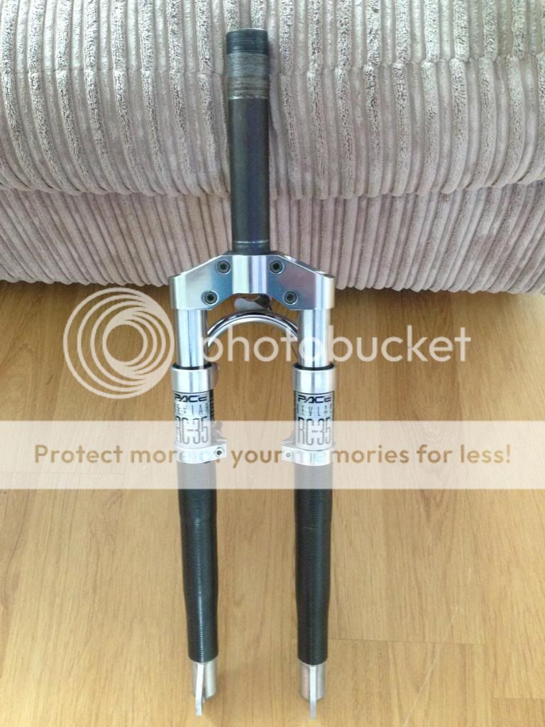 Pace RC35 Kevlar Forks | Retrobike