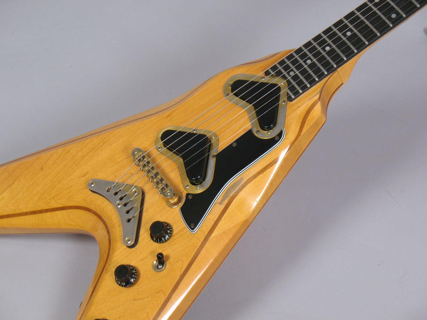 1980 Gibson Flying V V2 maple