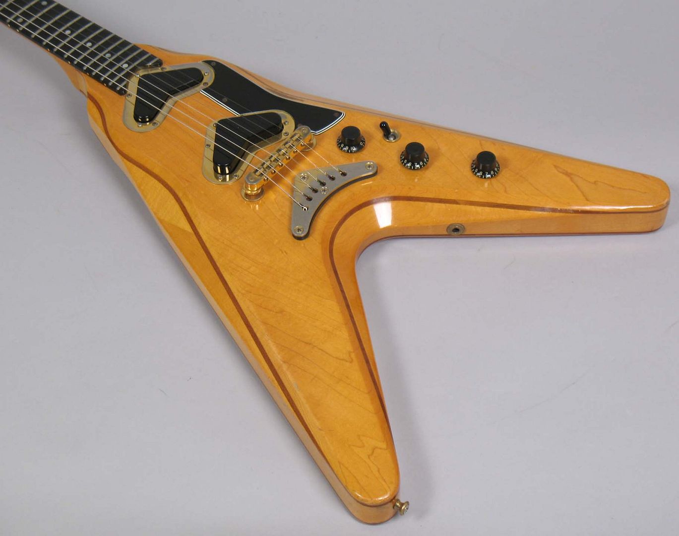 1980 Gibson Flying V V2 maple