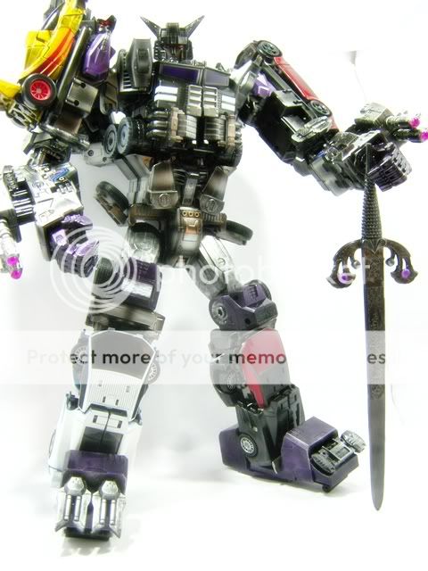 Custom: Menasor By Sabrina Ng and ThyVipera | TFW2005 - The 2005 Boards